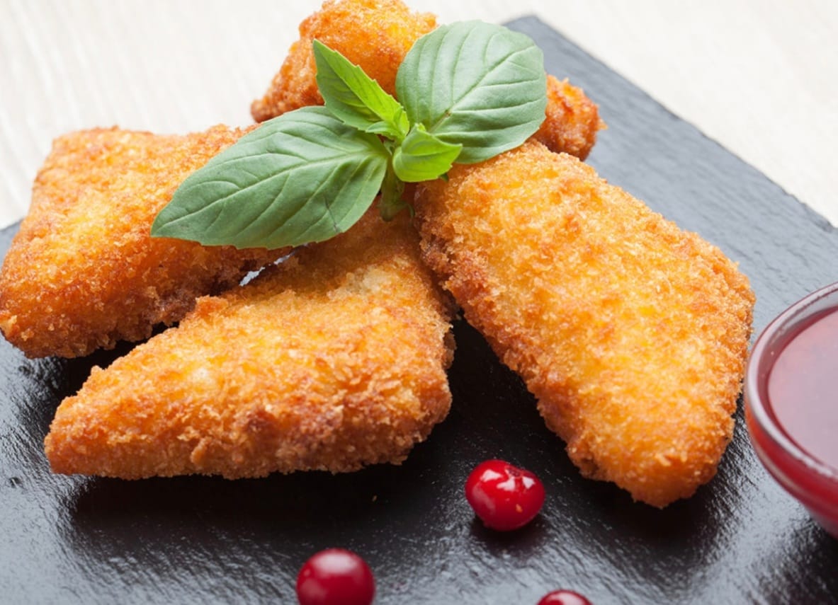 Cascaval pane / Fried cheese – Champions